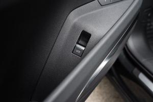 Grey Audi E-Tron 2023 in Riga, with an engine capacity of 0.00 L and mileage of 37 thousand km for 38900 €, photo 14 on AUTOMOTO.COM.LV