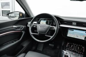 Grey Audi E-Tron 2023 in Riga, with an engine capacity of 0.00 L and mileage of 37 thousand km for 38900 €, photo 42 on AUTOMOTO.COM.LV