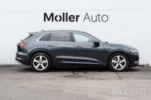 Pelēks Audi E-Tron 2023 Rīga, ar dzinēja tilpumu 0.00 L un nobraukumu 37 tūkst. km par 38900 €, foto 6 vietnē AUTOMOTO.COM.LV