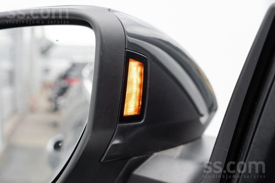 Pelēks Audi E-Tron 2023 Rīga, ar dzinēja tilpumu 0.00 L un nobraukumu 37 tūkst. km par 38900 €, foto 16 vietnē AUTOMOTO.COM.LV