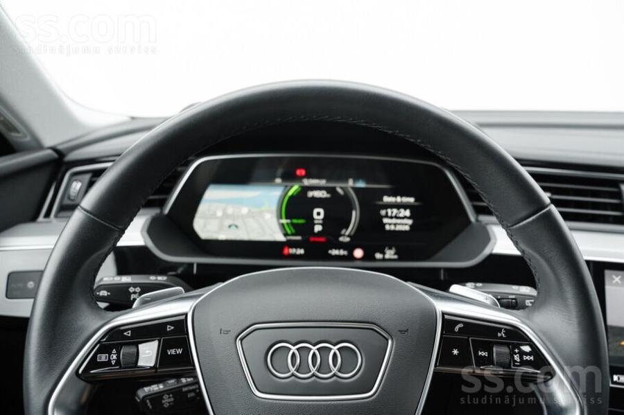 Pelēks Audi E-Tron 2023 Rīga, ar dzinēja tilpumu 0.00 L un nobraukumu 37 tūkst. km par 38900 €, foto 22 vietnē AUTOMOTO.COM.LV