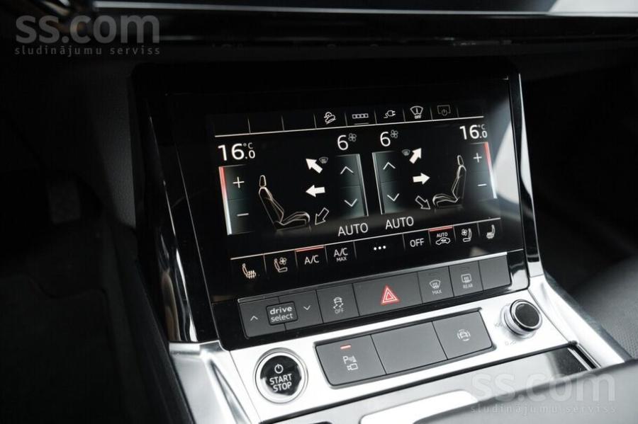 Pelēks Audi E-Tron 2023 Rīga, ar dzinēja tilpumu 0.00 L un nobraukumu 37 tūkst. km par 38900 €, foto 24 vietnē AUTOMOTO.COM.LV