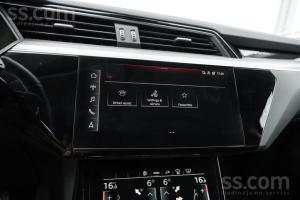 Pelēks Audi E-Tron 2023 Rīga, ar dzinēja tilpumu 0.00 L un nobraukumu 37 tūkst. km par 38900 €, foto 31 vietnē AUTOMOTO.COM.LV