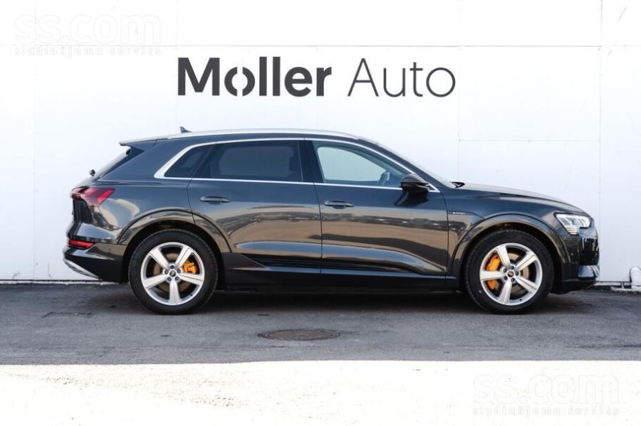 Pelēks Audi E-Tron 2023 Rīga, ar dzinēja tilpumu 0.00 L un nobraukumu 48 tūkst. km par 38500 €, foto 6 vietnē AUTOMOTO.COM.LV