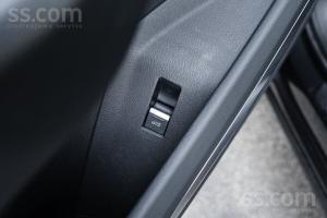Pelēks Audi E-Tron 2023 Rīga, ar dzinēja tilpumu 0.00 L un nobraukumu 48 tūkst. km par 38500 €, foto 15 vietnē AUTOMOTO.COM.LV