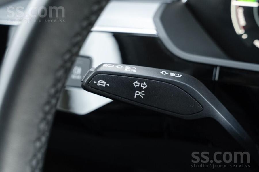 Pelēks Audi E-Tron 2023 Rīga, ar dzinēja tilpumu 0.00 L un nobraukumu 48 tūkst. km par 38500 €, foto 19 vietnē AUTOMOTO.COM.LV