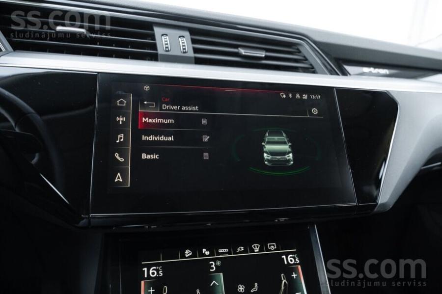 Pelēks Audi E-Tron 2023 Rīga, ar dzinēja tilpumu 0.00 L un nobraukumu 48 tūkst. km par 38500 €, foto 34 vietnē AUTOMOTO.COM.LV