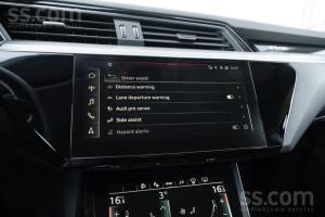Pelēks Audi E-Tron 2023 Rīga, ar dzinēja tilpumu 0.00 L un nobraukumu 48 tūkst. km par 38500 €, foto 36 vietnē AUTOMOTO.COM.LV