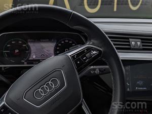 Серый Ауди E-Tron 2023 в Тукумс, объемом двигателя 0.00 л и пробегом 132 тыс. км за 39990 €, фото 18 на AUTOMOTO.COM.LV
