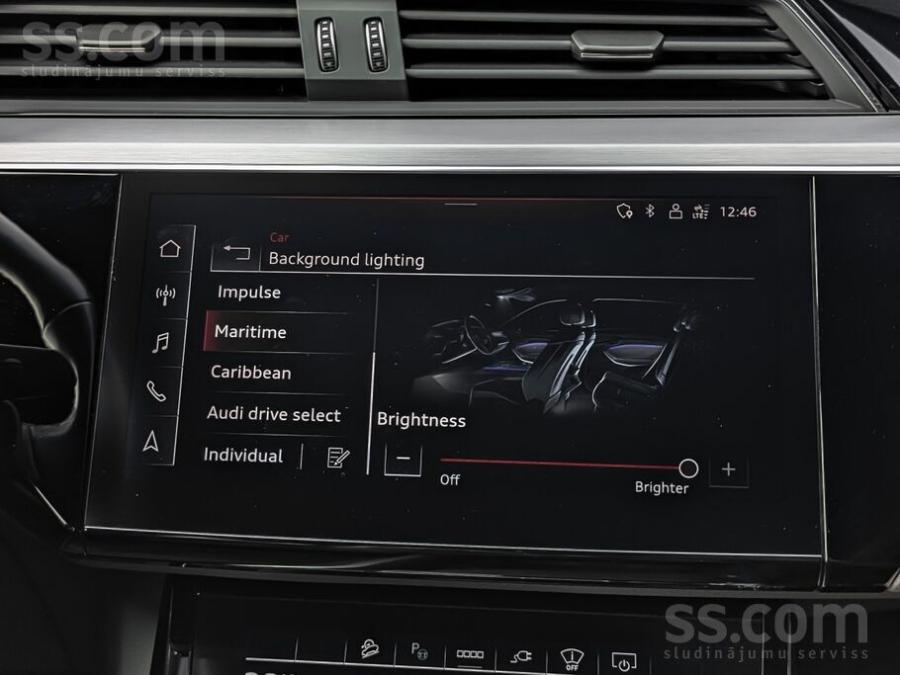 Серый Ауди E-Tron 2023 в Тукумс, объемом двигателя 0.00 л и пробегом 132 тыс. км за 39990 €, фото 33 на AUTOMOTO.COM.LV