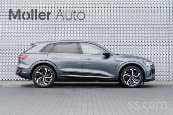 Pelēks Audi E-Tron 2024 Rīga, ar dzinēja tilpumu 0.00 L un nobraukumu 73 tūkst. km par 64100 €, foto 5 vietnē AUTOMOTO.COM.LV