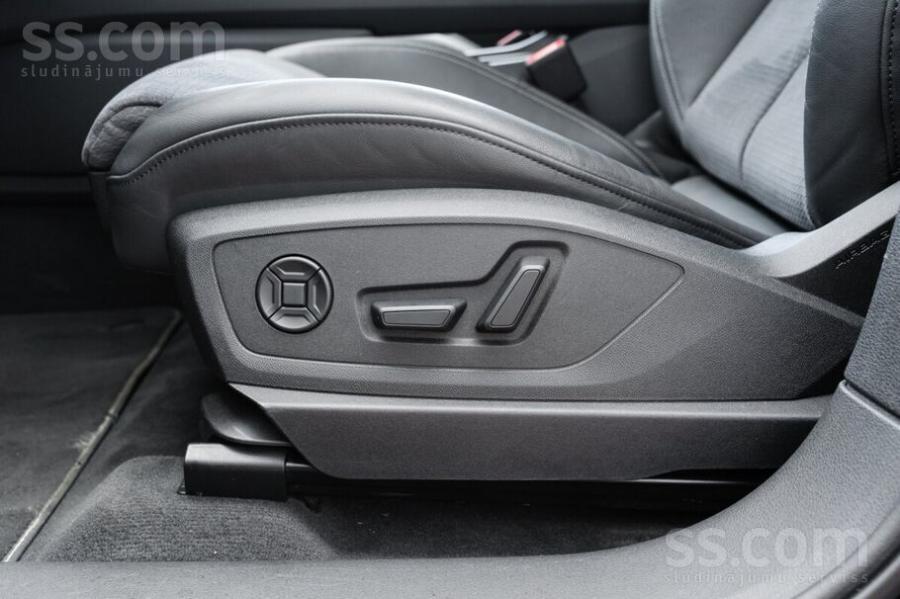Grey Audi E-Tron 2024 in Riga, with an engine capacity of 0.00 L and mileage of 73 thousand km for 64100 €, photo 13 on AUTOMOTO.COM.LV