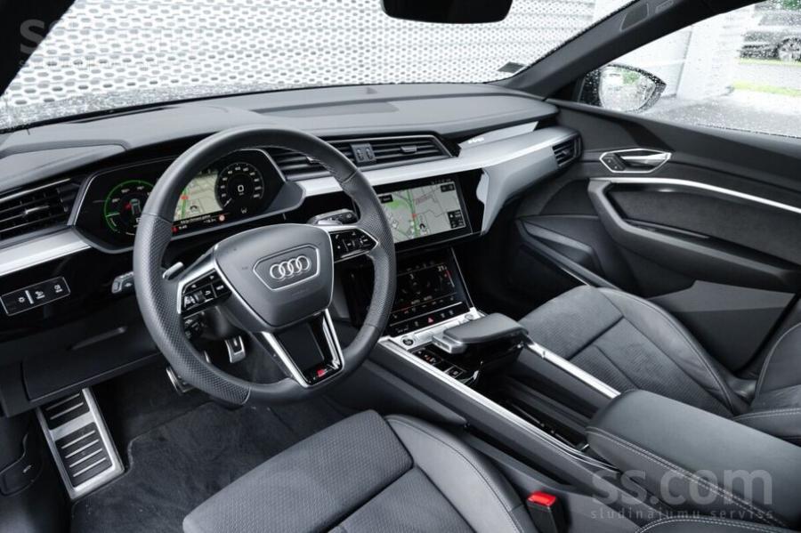 Grey Audi E-Tron 2024 in Riga, with an engine capacity of 0.00 L and mileage of 73 thousand km for 64100 €, photo 15 on AUTOMOTO.COM.LV