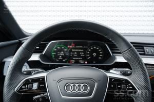 Grey Audi E-Tron 2024 in Riga, with an engine capacity of 0.00 L and mileage of 73 thousand km for 64100 €, photo 16 on AUTOMOTO.COM.LV