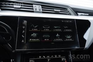 Grey Audi E-Tron 2024 in Riga, with an engine capacity of 0.00 L and mileage of 73 thousand km for 64100 €, photo 24 on AUTOMOTO.COM.LV