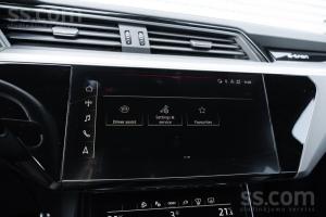 Grey Audi E-Tron 2024 in Riga, with an engine capacity of 0.00 L and mileage of 73 thousand km for 64100 €, photo 25 on AUTOMOTO.COM.LV