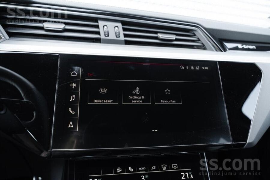 Grey Audi E-Tron 2024 in Riga, with an engine capacity of 0.00 L and mileage of 73 thousand km for 64100 €, photo 25 on AUTOMOTO.COM.LV