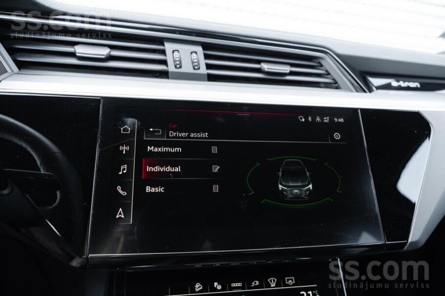 Grey Audi E-Tron 2024 in Riga, with an engine capacity of 0.00 L and mileage of 73 thousand km for 64100 €, photo 26 on AUTOMOTO.COM.LV