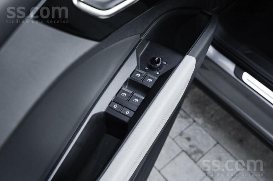 Pelēks Audi E-Tron 2024 Rīga, ar dzinēja tilpumu 0.00 L un nobraukumu 48 tūkst. km par 44900 €, foto 8 vietnē AUTOMOTO.COM.LV