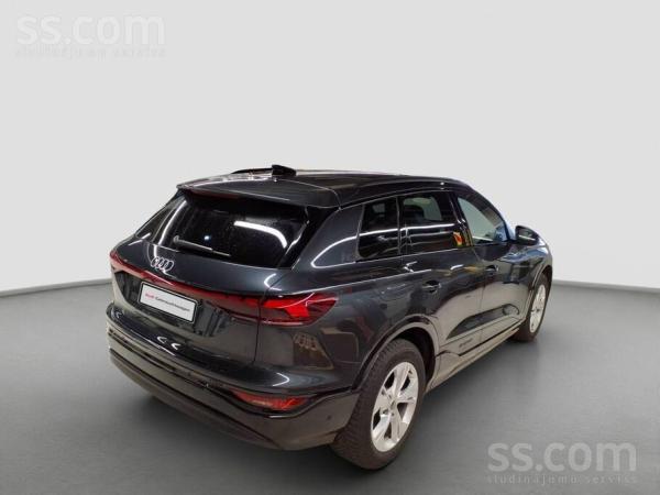 Pelēks Audi E-Tron 2025 Rīga, ar dzinēja tilpumu 0.00 L un nobraukumu 21 tūkst. km par 57500 €, foto 2 vietnē AUTOMOTO.COM.LV