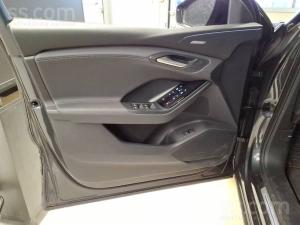 Grey Audi E-Tron 2025 in Riga, with an engine capacity of 0.00 L and mileage of 21 thousand km for 57500 €, photo 6 on AUTOMOTO.COM.LV