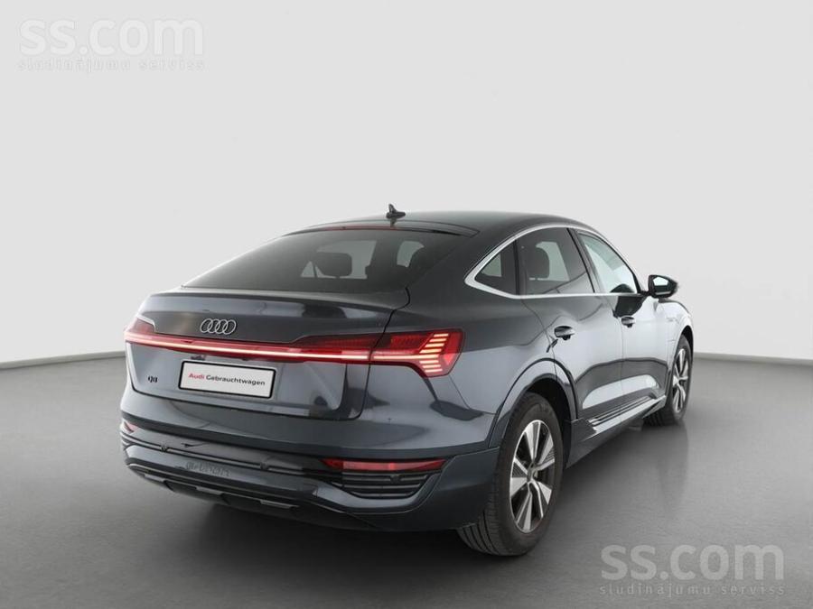 Pelēks Audi E-Tron 2025 Rīga, ar dzinēja tilpumu 0.00 L un nobraukumu 18 tūkst. km par 56900 €, foto 3 vietnē AUTOMOTO.COM.LV