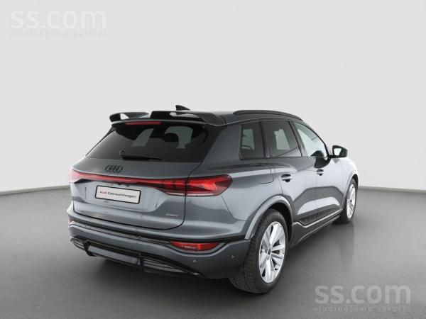 Grey Audi E-Tron 2025 in Riga, with an engine capacity of 0.00 L and mileage of 9 thousand km for 69100 €, photo 2 on AUTOMOTO.COM.LV