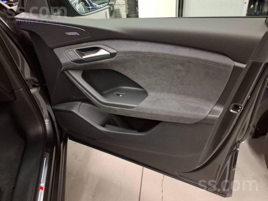 Grey Audi E-Tron 2025 in Riga, with an engine capacity of 0.00 L and mileage of 9 thousand km for 69100 €, photo 13 on AUTOMOTO.COM.LV