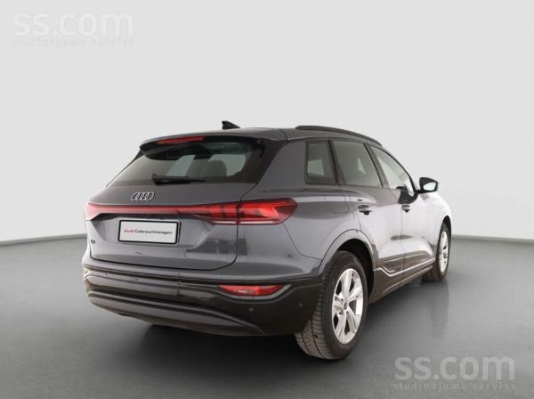 Pelēks Audi E-Tron 2025 Rīga, ar dzinēja tilpumu 0.00 L un nobraukumu 22 tūkst. km par 62000 €, foto 2 vietnē AUTOMOTO.COM.LV
