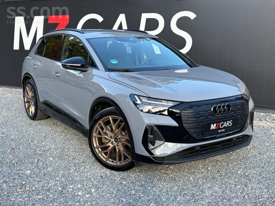 Grey Audi E-Tron 2025 in Riga, with an engine capacity of 0.00 L and mileage of 18 thousand km for 46990 €, photo 3 on AUTOMOTO.COM.LV