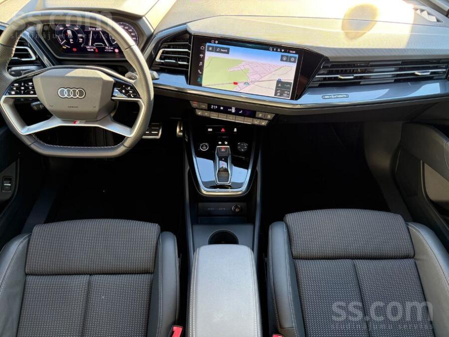 Grey Audi E-Tron 2025 in Riga, with an engine capacity of 0.00 L and mileage of 18 thousand km for 46990 €, photo 7 on AUTOMOTO.COM.LV