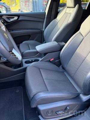 Grey Audi E-Tron 2025 in Riga, with an engine capacity of 0.00 L and mileage of 18 thousand km for 46990 €, photo 9 on AUTOMOTO.COM.LV