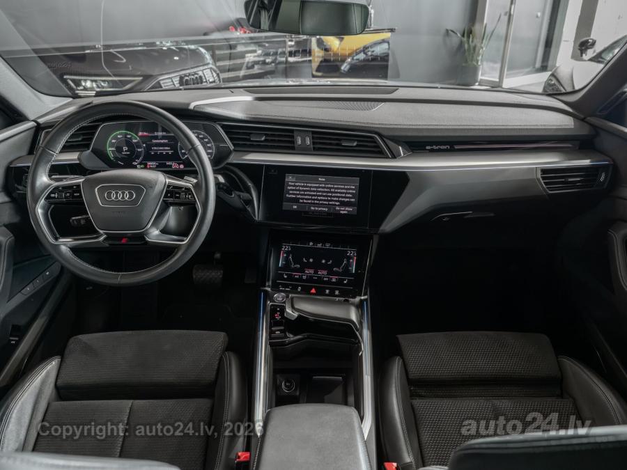 Pelēks Audi E-Tron 2020 Tallina, ar dzinēja tilpumu 0.00 L un nobraukumu 101 tūkst. km par 30900 €, foto 10 vietnē AUTOMOTO.COM.LV