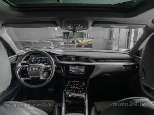 Pelēks Audi E-Tron 2020 Tallina, ar dzinēja tilpumu 0.00 L un nobraukumu 101 tūkst. km par 30900 €, foto 11 vietnē AUTOMOTO.COM.LV