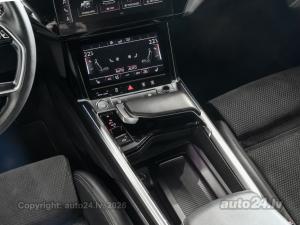 Pelēks Audi E-Tron 2020 Tallina, ar dzinēja tilpumu 0.00 L un nobraukumu 101 tūkst. km par 30900 €, foto 14 vietnē AUTOMOTO.COM.LV