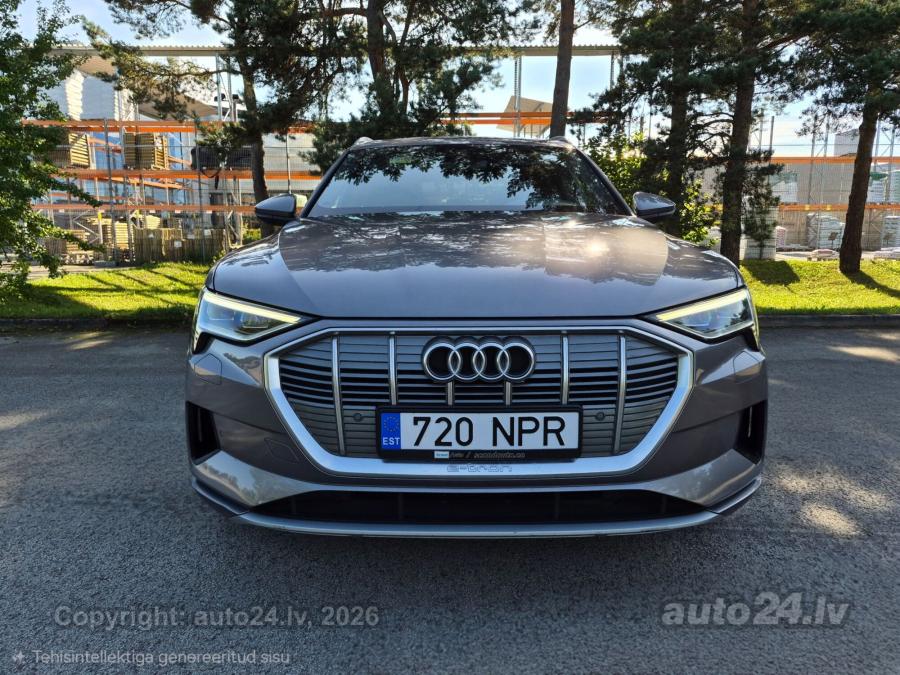 Pelēks Audi E-Tron 2020 Tallina, ar dzinēja tilpumu 0.00 L un nobraukumu 125 tūkst. km par 28600 €, foto 9 vietnē AUTOMOTO.COM.LV