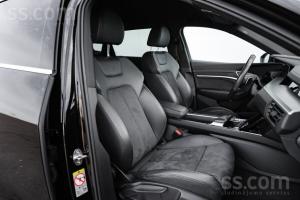 Grey Audi E-Tron 2021 in Riga, with an engine capacity of 0.00 L and mileage of 76 thousand km for 27900 €, photo 9 on AUTOMOTO.COM.LV