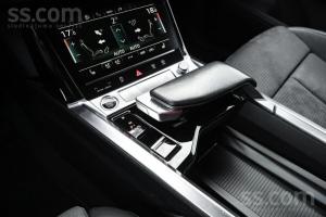 Grey Audi E-Tron 2021 in Riga, with an engine capacity of 0.00 L and mileage of 76 thousand km for 27900 €, photo 18 on AUTOMOTO.COM.LV