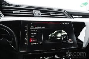 Grey Audi E-Tron 2021 in Riga, with an engine capacity of 0.00 L and mileage of 76 thousand km for 27900 €, photo 24 on AUTOMOTO.COM.LV
