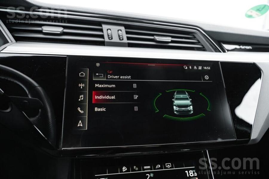 Grey Audi E-Tron 2021 in Riga, with an engine capacity of 0.00 L and mileage of 76 thousand km for 27900 €, photo 26 on AUTOMOTO.COM.LV