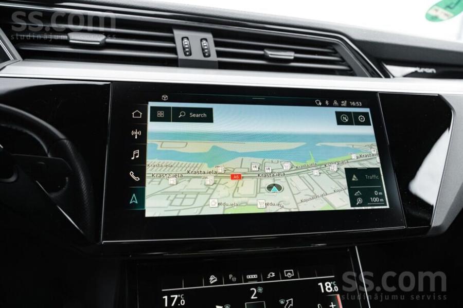 Grey Audi E-Tron 2021 in Riga, with an engine capacity of 0.00 L and mileage of 76 thousand km for 27900 €, photo 30 on AUTOMOTO.COM.LV