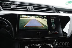 Grey Audi E-Tron 2021 in Riga, with an engine capacity of 0.00 L and mileage of 76 thousand km for 27900 €, photo 31 on AUTOMOTO.COM.LV