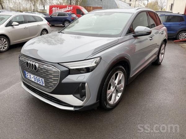 Grey Audi E-Tron 2021 in Riga, with an engine capacity of 0.00 L and mileage of 93 thousand km for 32200 €, photo 1 on AUTOMOTO.COM.LV