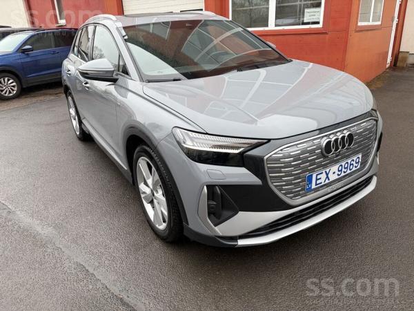 Grey Audi E-Tron 2021 in Riga, with an engine capacity of 0.00 L and mileage of 93 thousand km for 32200 €, photo 2 on AUTOMOTO.COM.LV