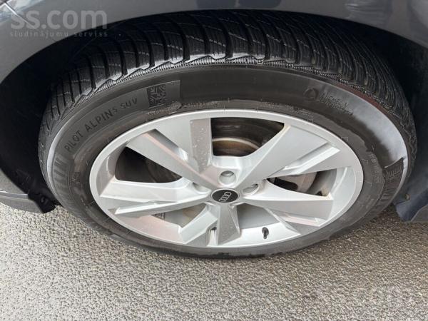 Grey Audi E-Tron 2021 in Riga, with an engine capacity of 0.00 L and mileage of 93 thousand km for 32200 €, photo 9 on AUTOMOTO.COM.LV