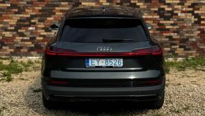 Pelēks Audi E-Tron 2021 Rīga, ar dzinēja tilpumu 0.00 L un nobraukumu 102 tūkst. km par 29999 €, foto 8 vietnē AUTOMOTO.COM.LV