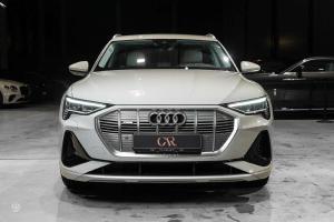 Grey Audi E-Tron 2021 in Riga, with an engine capacity of 0.00 L and mileage of 85 thousand km for 35000 €, photo 2 on AUTOMOTO.COM.LV