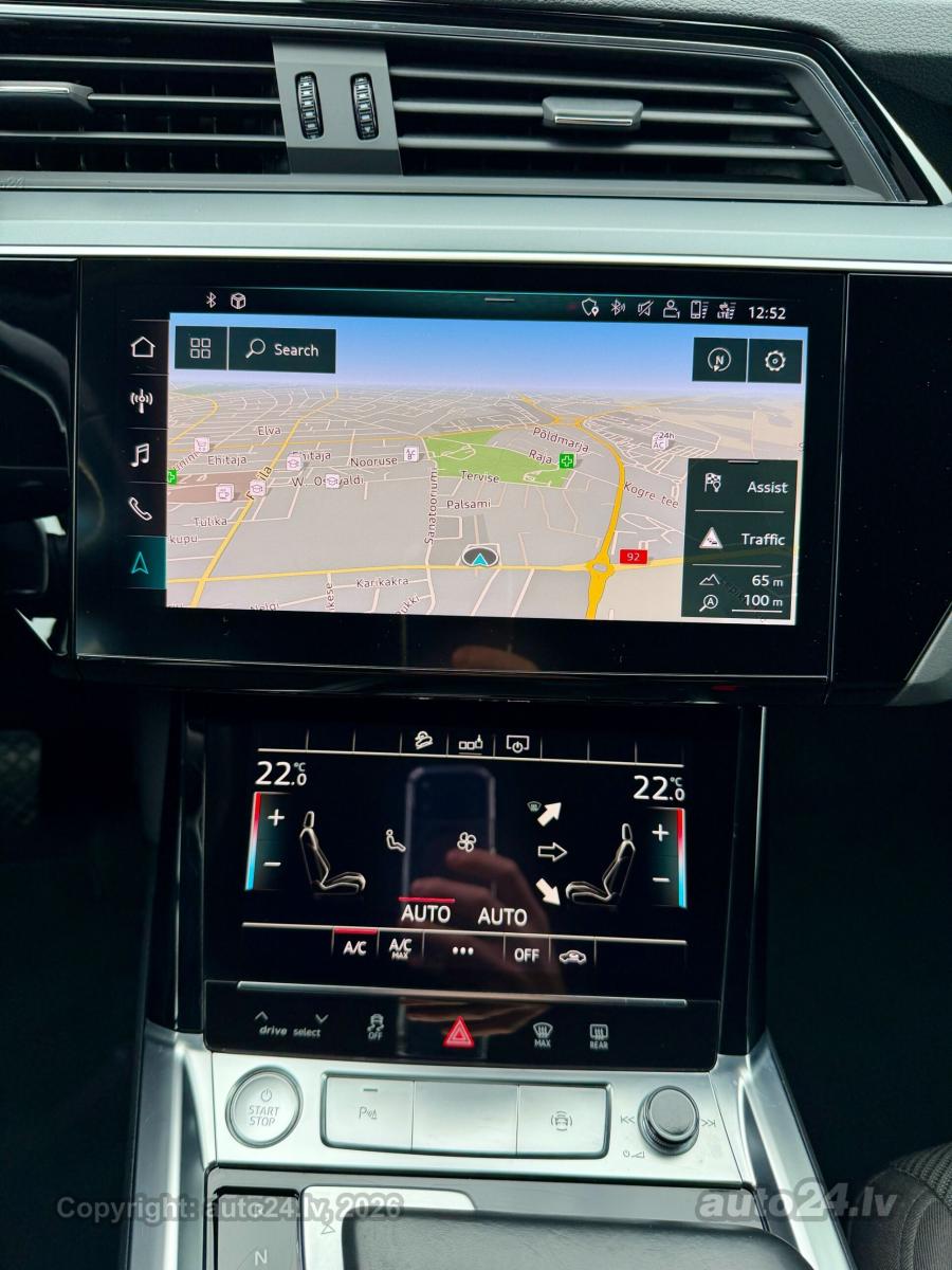 Pelēks Audi E-Tron 2020 Tartu, ar dzinēja tilpumu 0.00 L un nobraukumu 155 tūkst. km par 24899 €, foto 25 vietnē AUTOMOTO.COM.LV