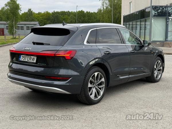 Pelēks Audi E-Tron 2020 Tallina, ar dzinēja tilpumu 0.00 L un nobraukumu 85 tūkst. km par 25900 €, foto 3 vietnē AUTOMOTO.COM.LV