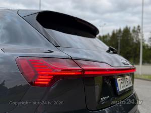 Pelēks Audi E-Tron 2020 Tallina, ar dzinēja tilpumu 0.00 L un nobraukumu 85 tūkst. km par 25900 €, foto 11 vietnē AUTOMOTO.COM.LV
